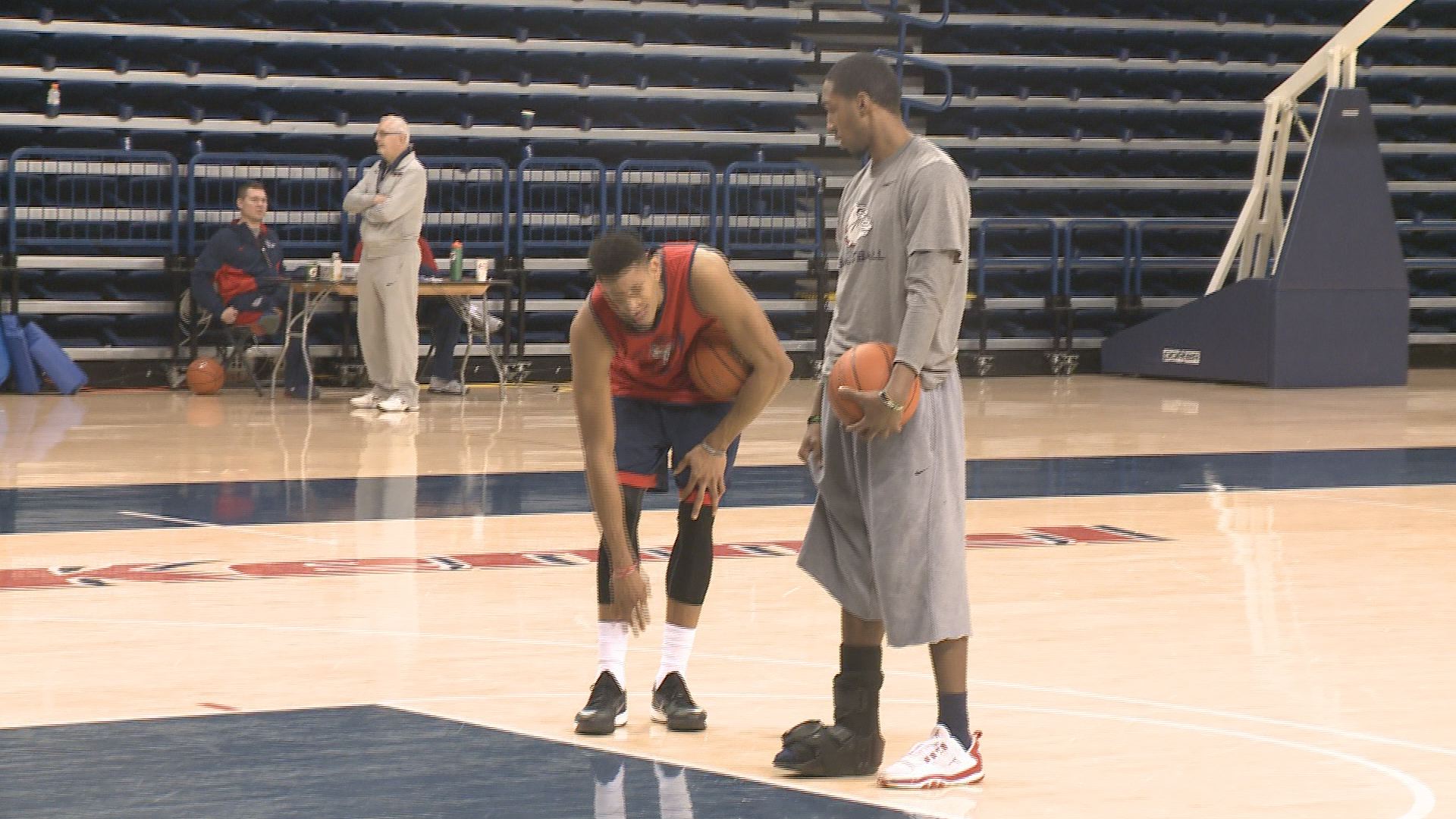 Foot injury puts Eric McClellan's Gonzaga debut on hold | krem.com